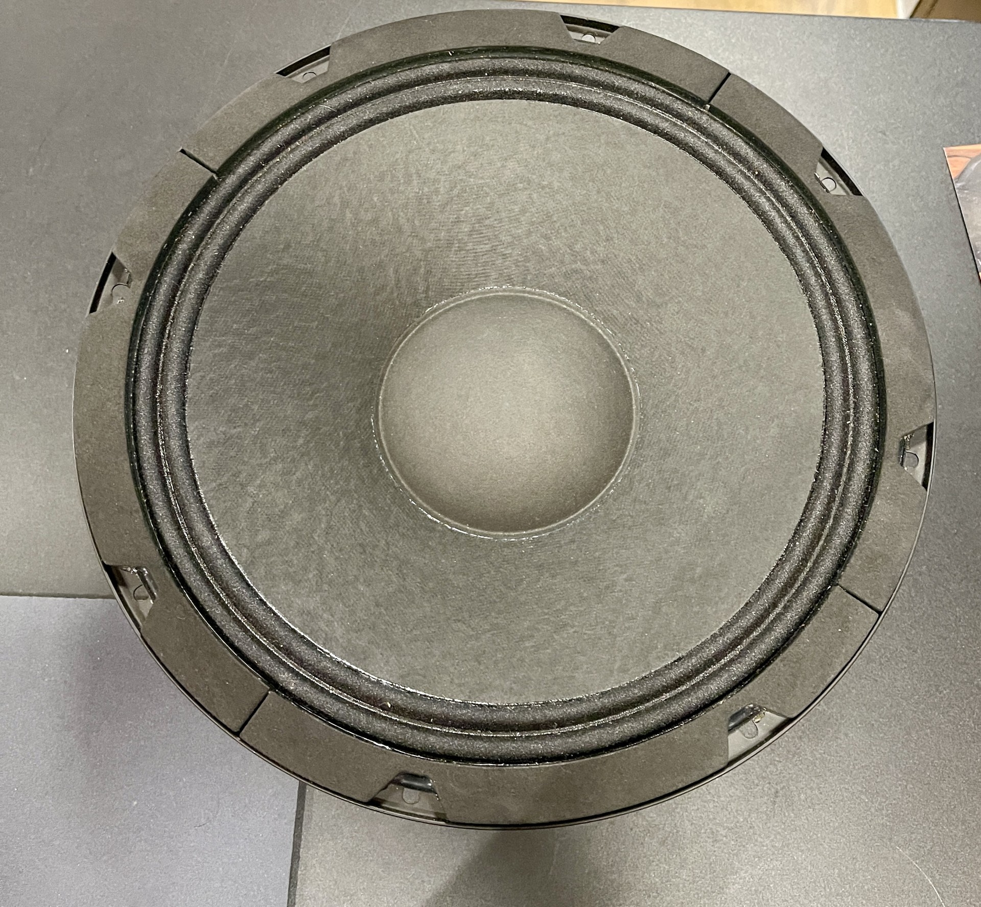 SICA 12" bassoelementti - Hifi.fi